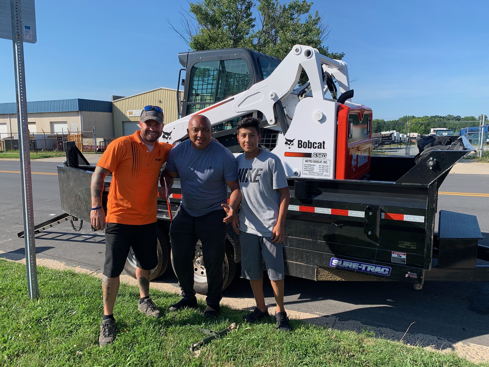 Meet Our Customers at Metro Bobcat, Inc. | Shop With Us
