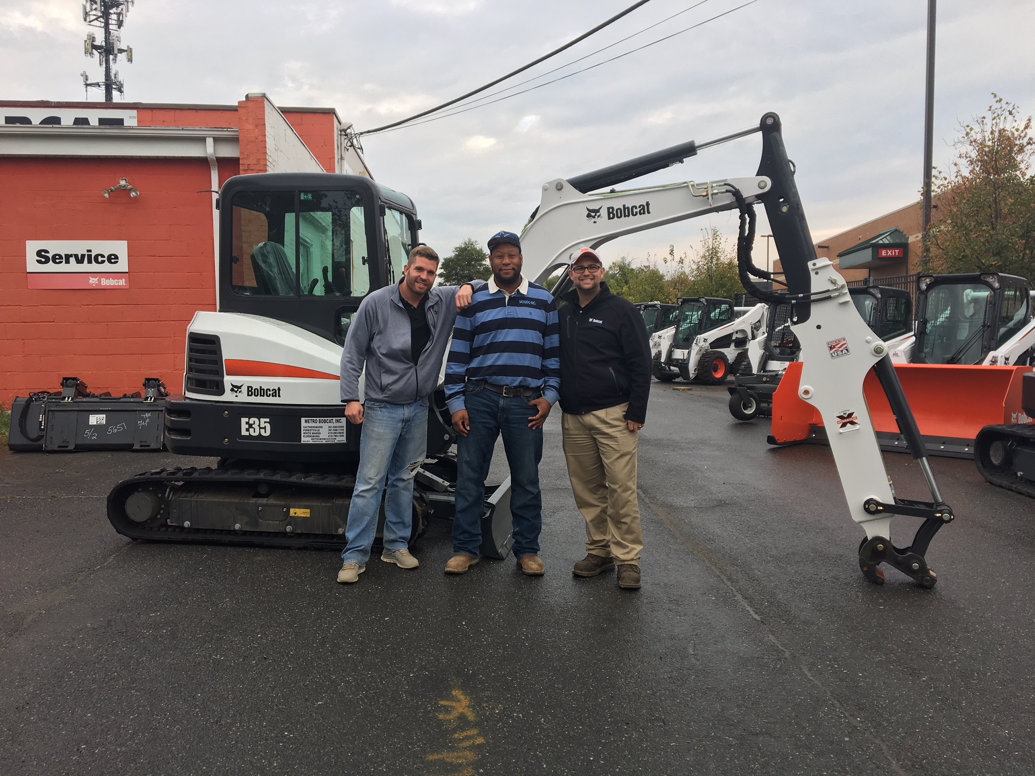 Meet Our Customers at Metro Bobcat, Inc. | Shop With Us