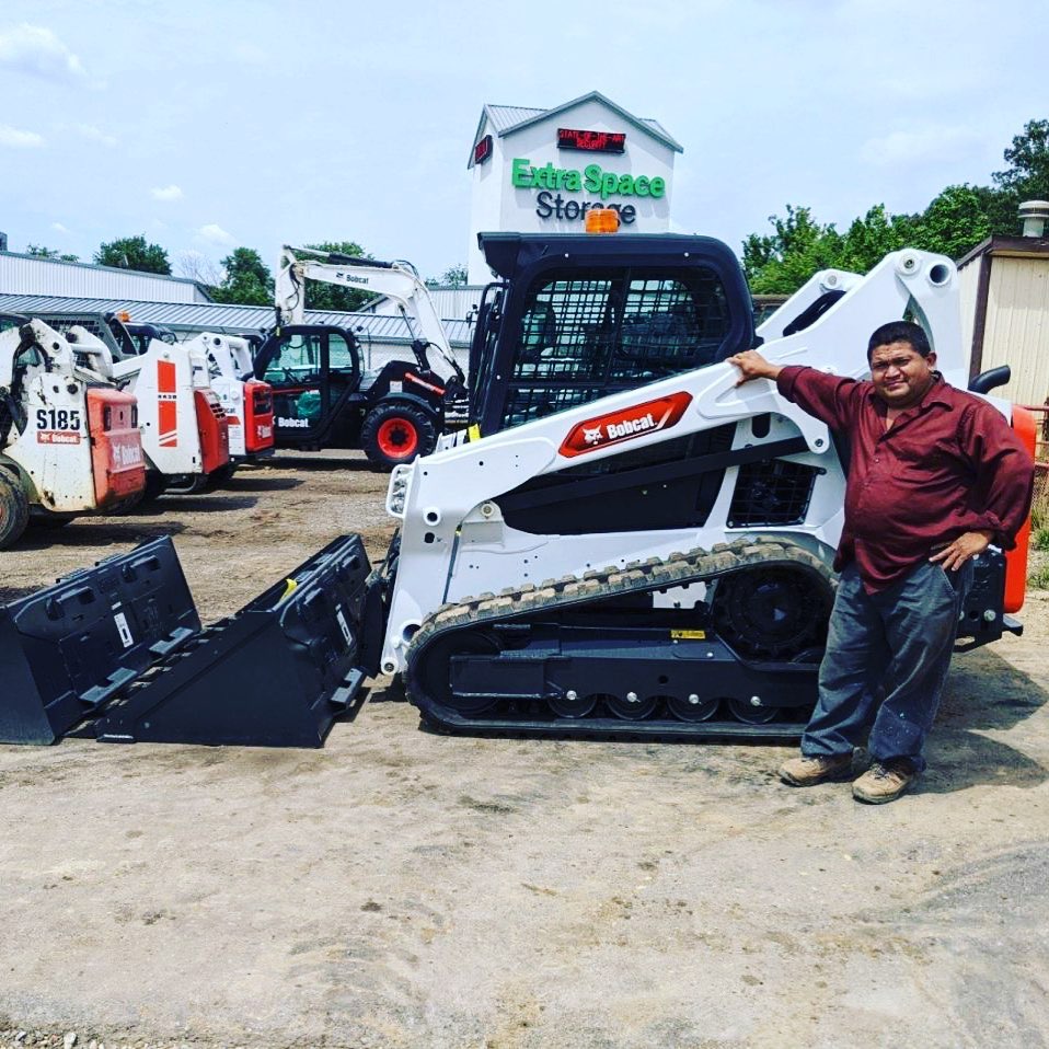 Meet Our Customers at Metro Bobcat, Inc. | Shop With Us