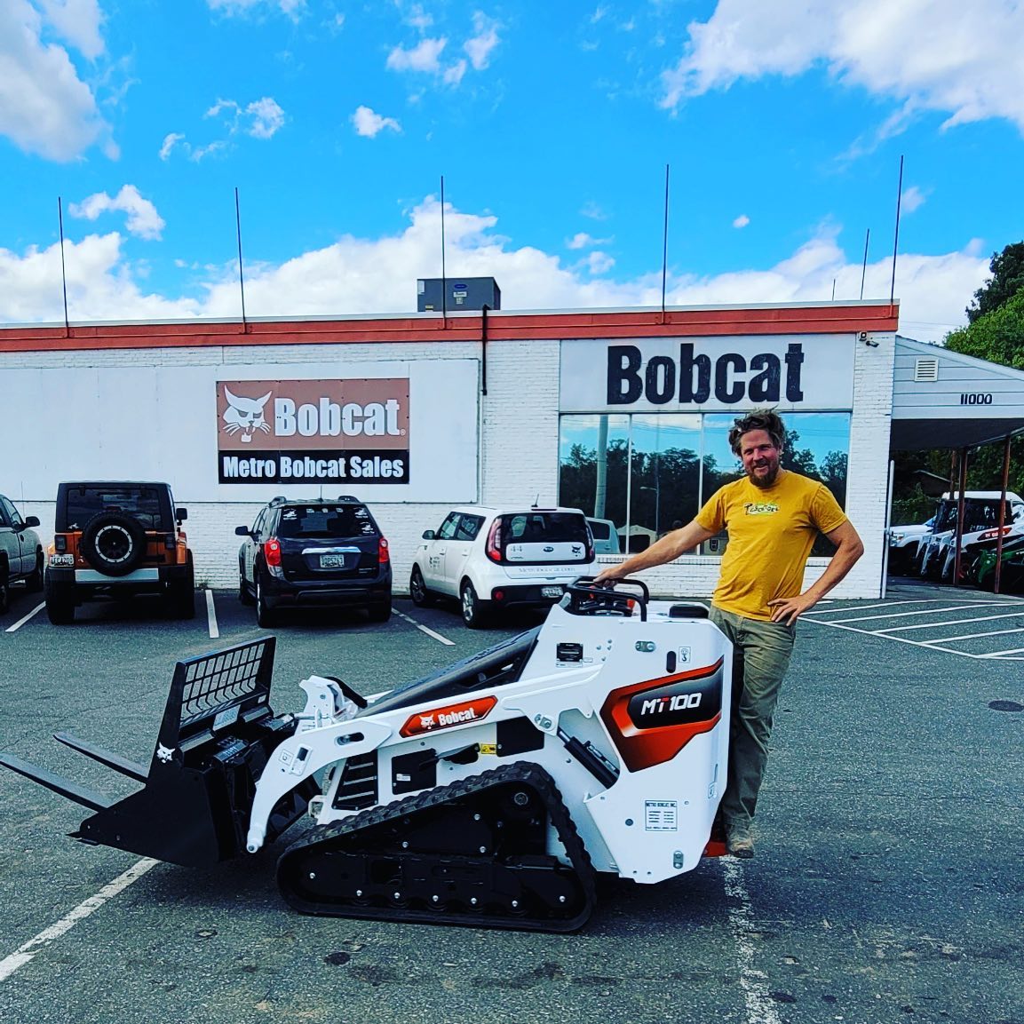 Meet Our Customers at Metro Bobcat, Inc. | Shop With Us