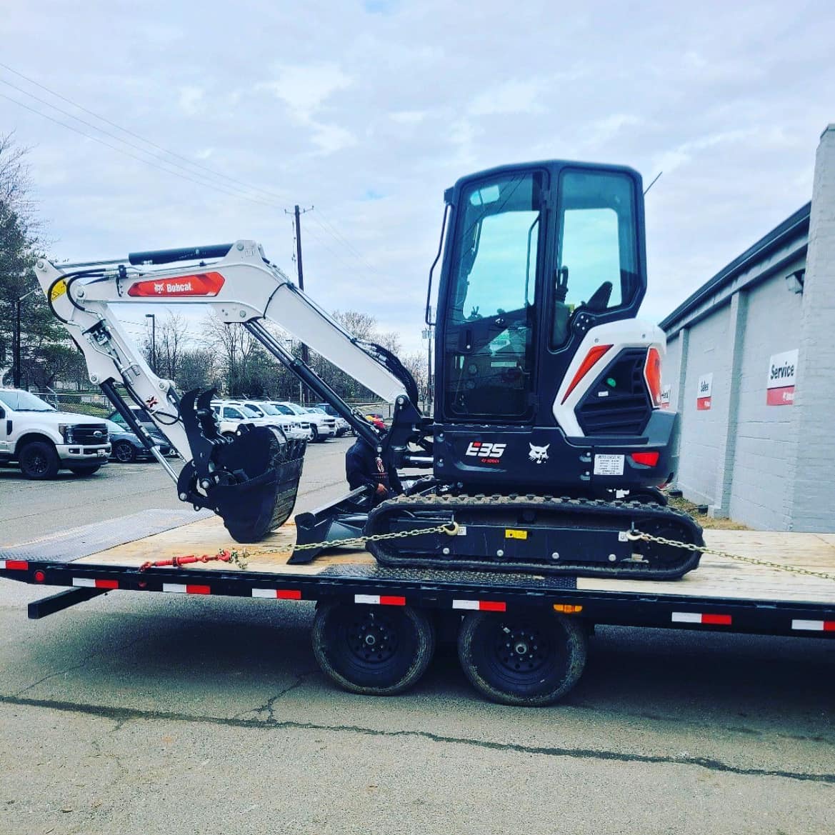 Meet Our Customers at Metro Bobcat, Inc. | Shop With Us